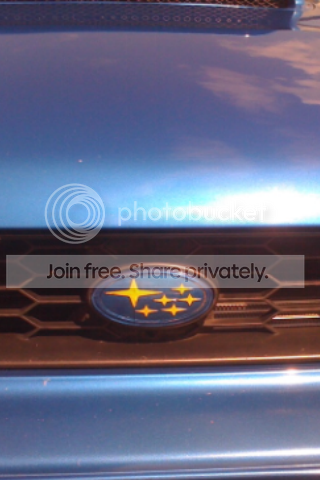 How to paint your Subaru badge, both the stars and the background ...