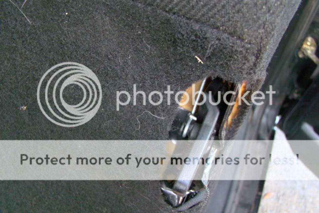 back seat pull rod (search didnt help) | VW Vortex - Volkswagen Forum